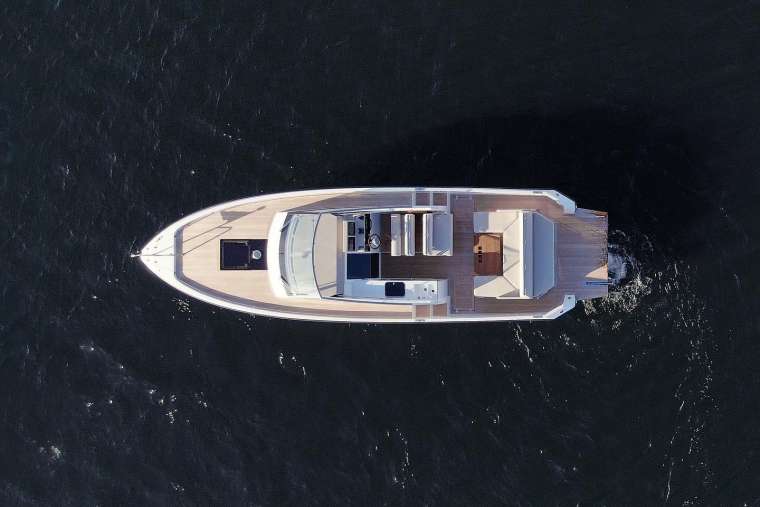 Delta 33 open – Etesian Marine