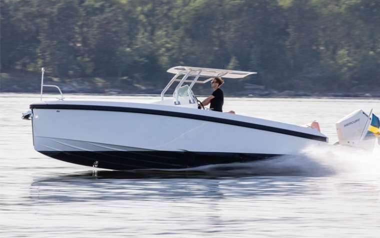 Delta Powerboats – Etesian Marine
